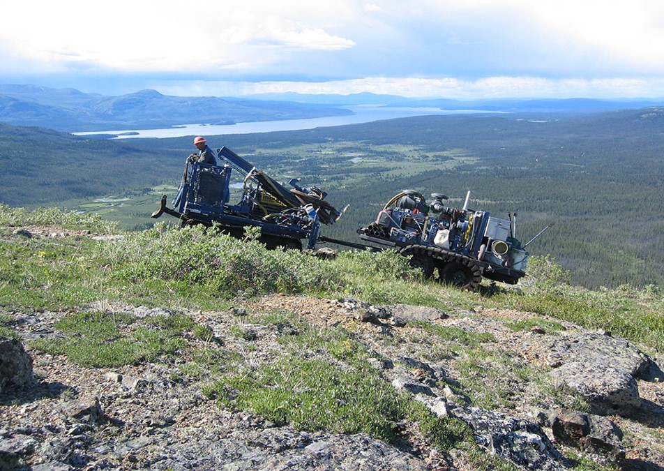 Grasshopper - Track Mounted RC/RAB Drill | Multi Power, Kelowna Canada
